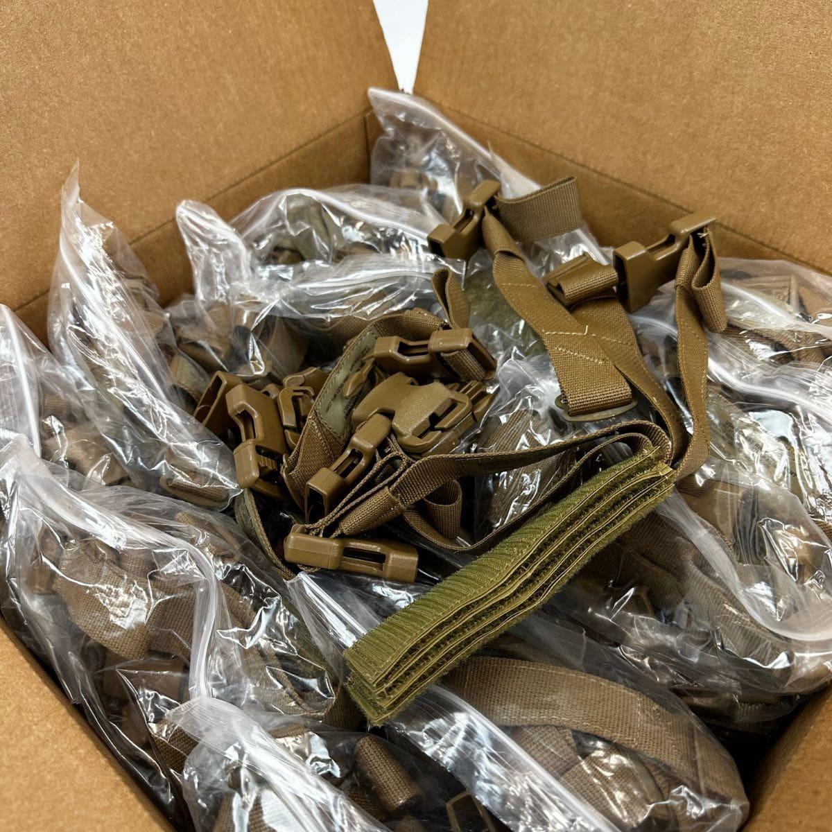 25 Pack, U.S. Issue Military Buckle Set