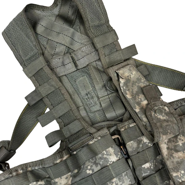 U.S. Issue ACU Air Worrier PSGC Survival Vest Harness | Military ...