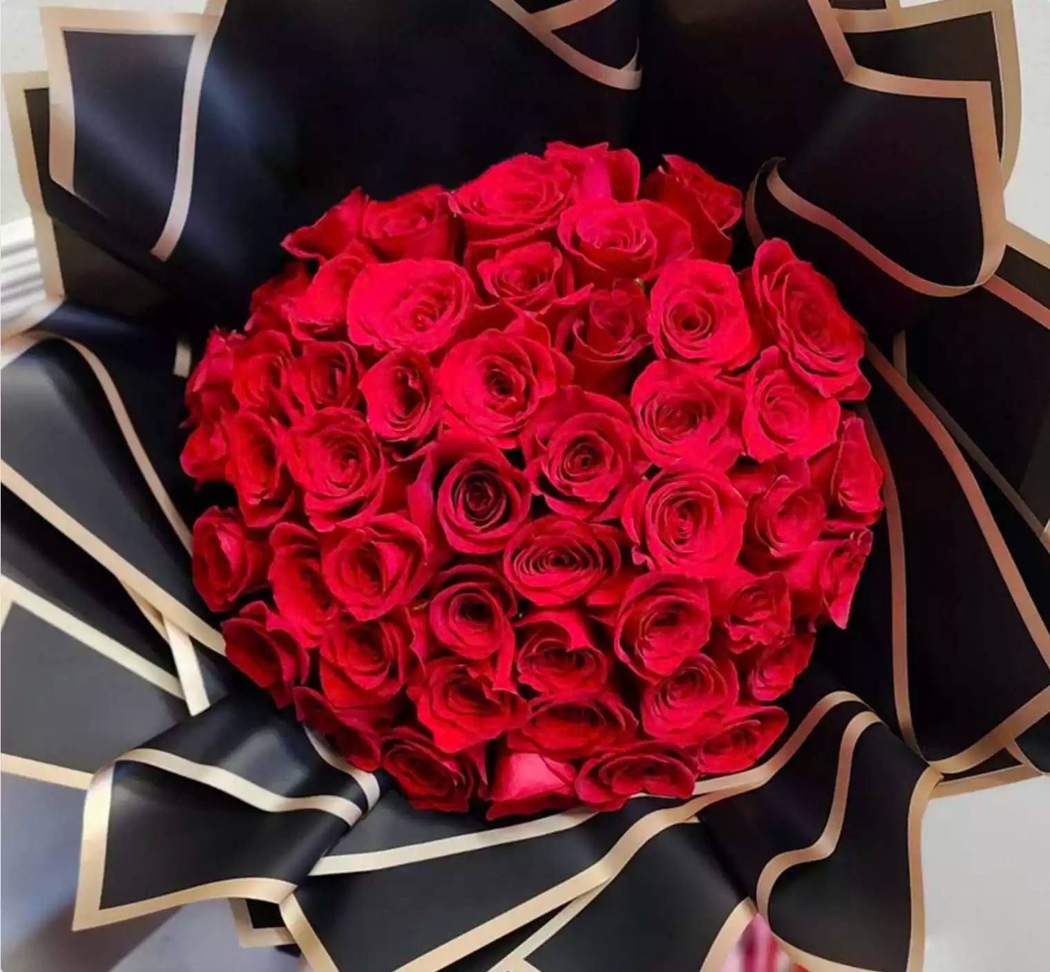 Bold Romance Roses Bouquet