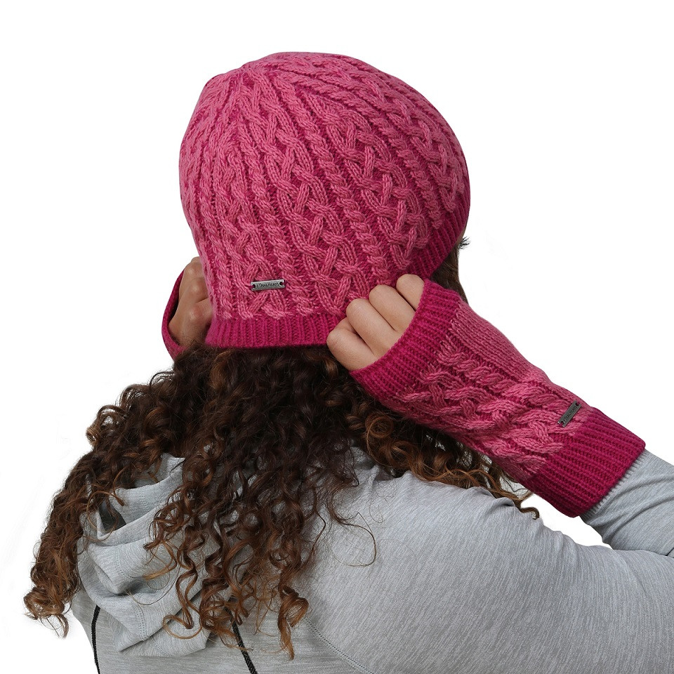 Cable Knit Hat - Women's White Beanie