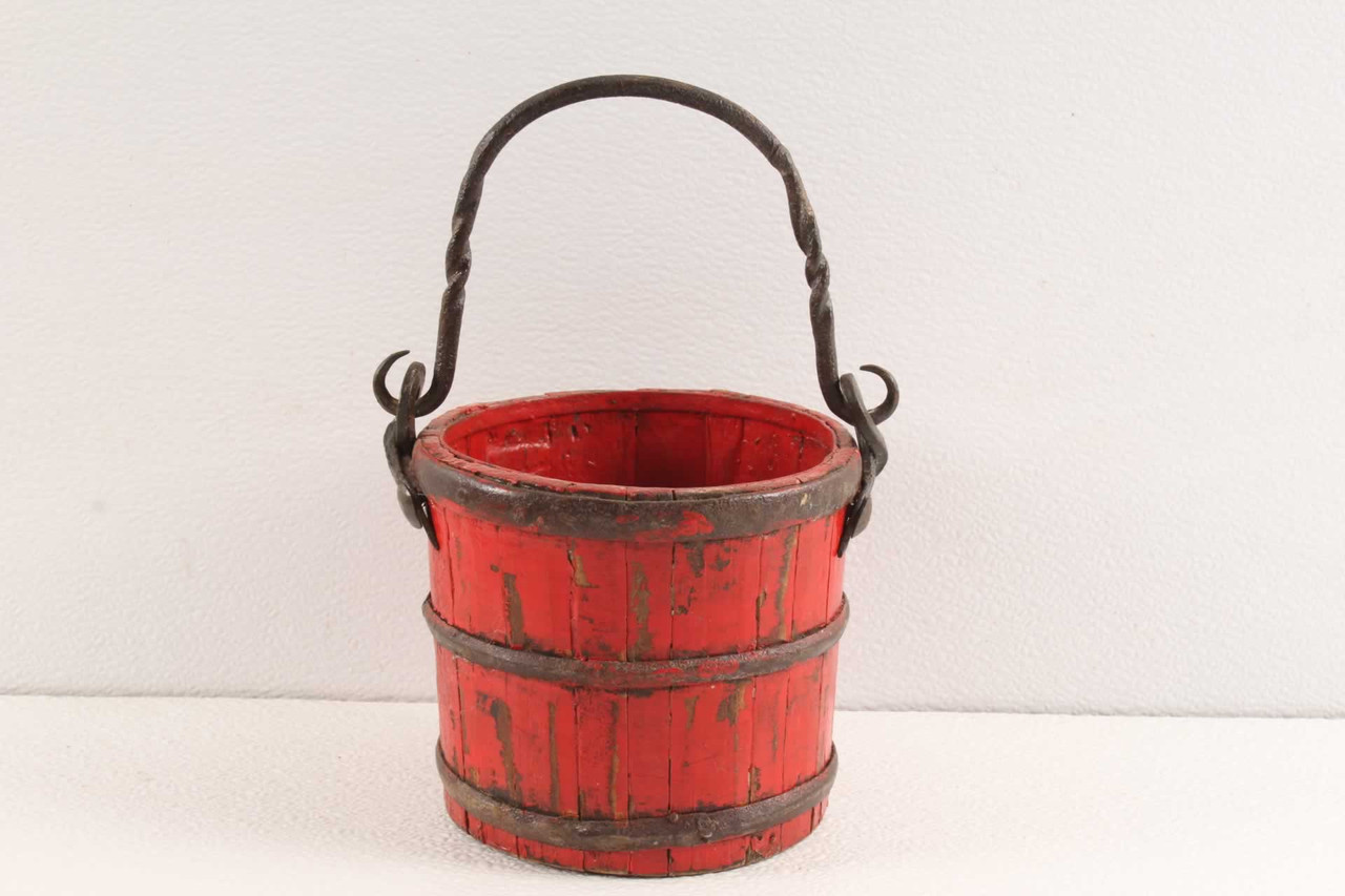 Country Red Paint Wooden Bucket Iron Handle