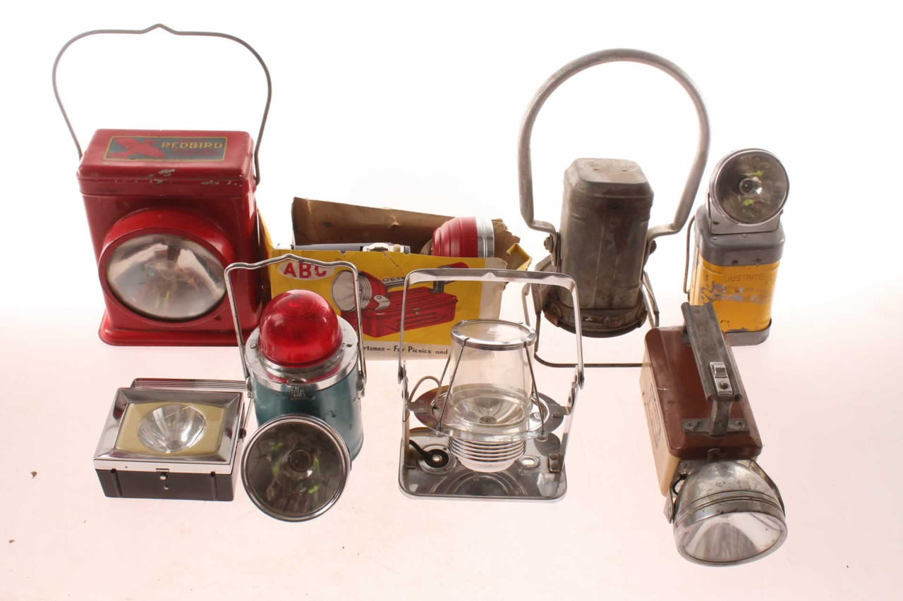 8 Vintage Lanterns Flashlights Delta Redbird Ray-O-Vac Justrite Usalite ...