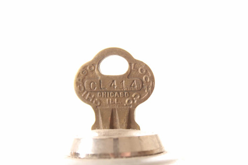 Nice Vintage Coin Operated Gumball Peanut Machine With Chicago Lock Key ...