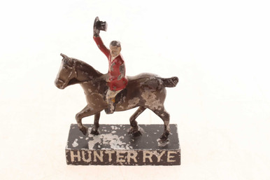 Antique Hunter Rye Whiskey Advertising Man On Horse Metal Bar Display ...