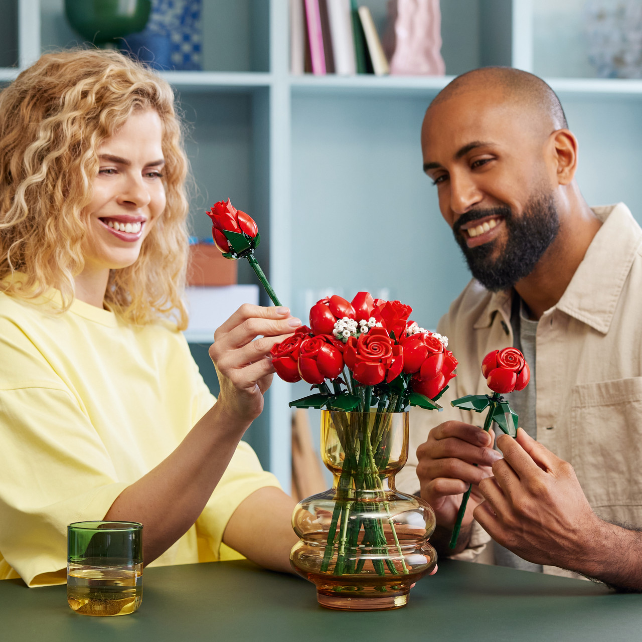 LEGO Icons 10328 Bouquet of Roses - Toy Store