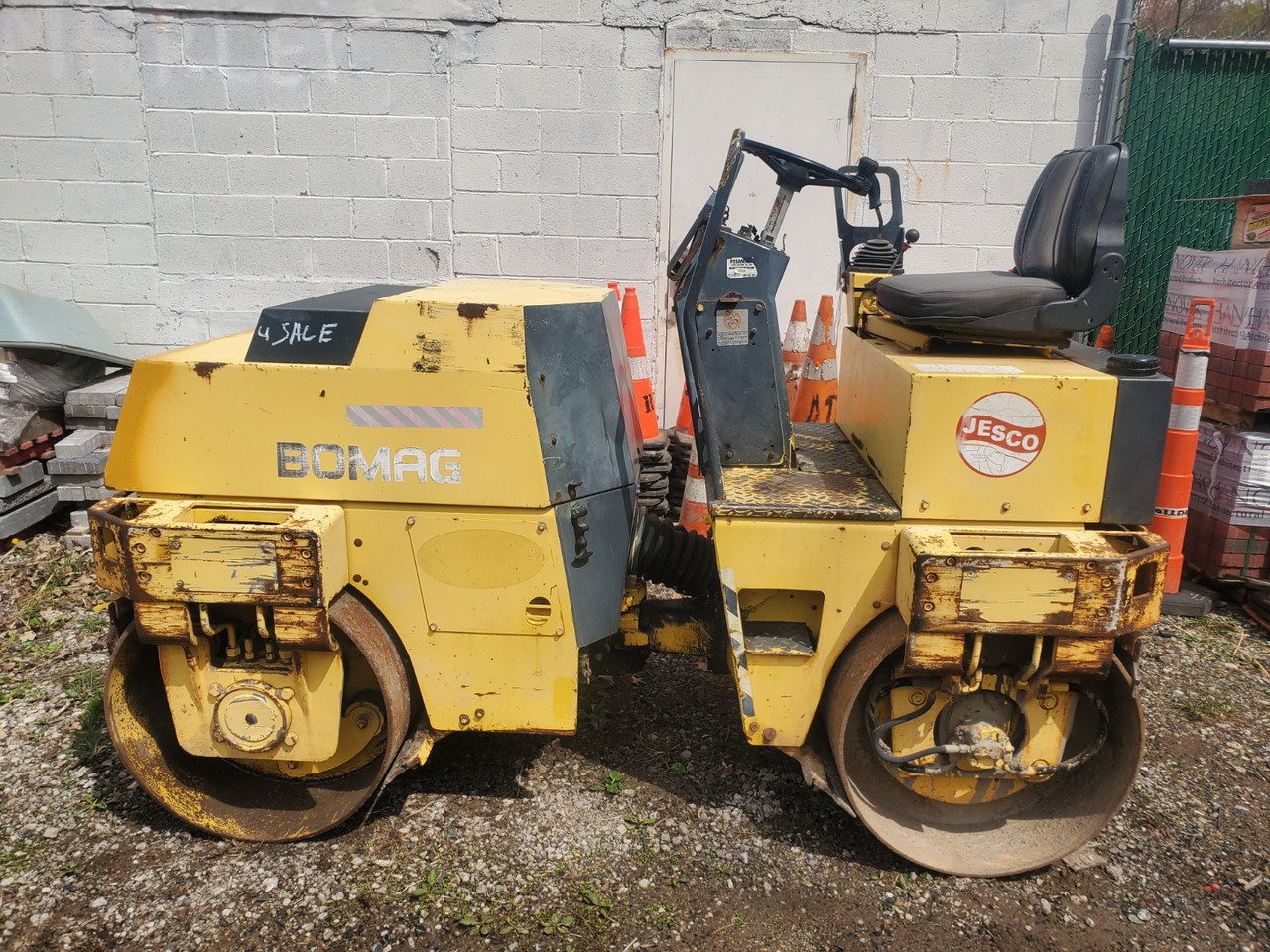 3 drum Road Roller