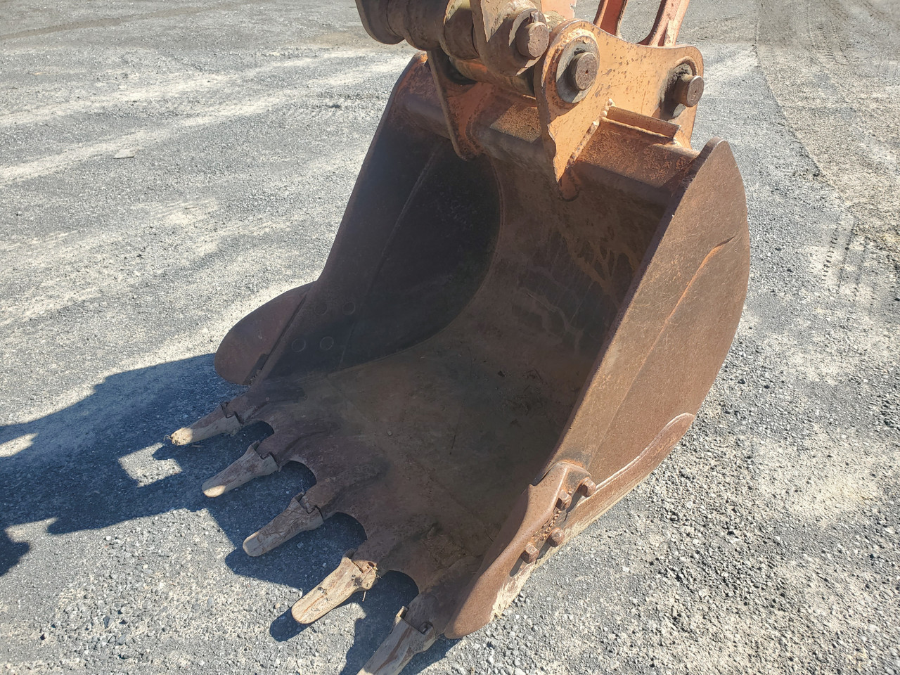 HITACHI ZX80 Midi Excavator - 16,000lb, Geith Thumb Blade, A/C, Ready ...