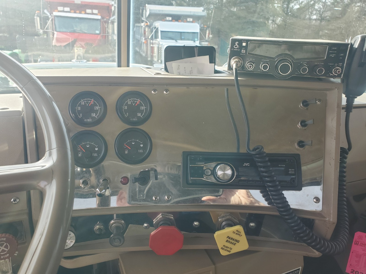 MACK R700 Tandem Custom Tractor