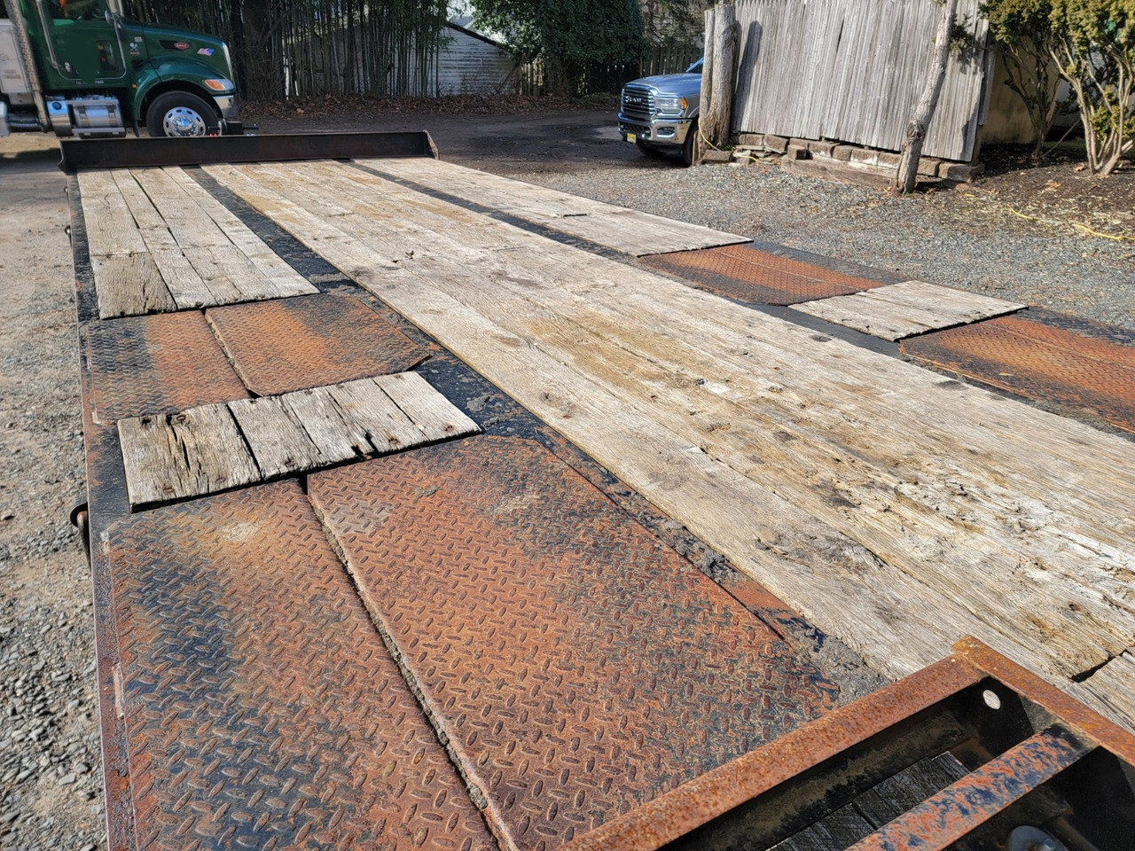 EAGER BEAVER 20XPT High Tensile 20 Ton Tag Trailer