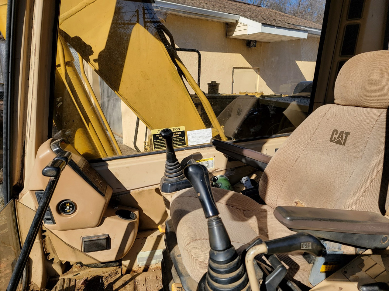 CAT 311 EXCAVATOR