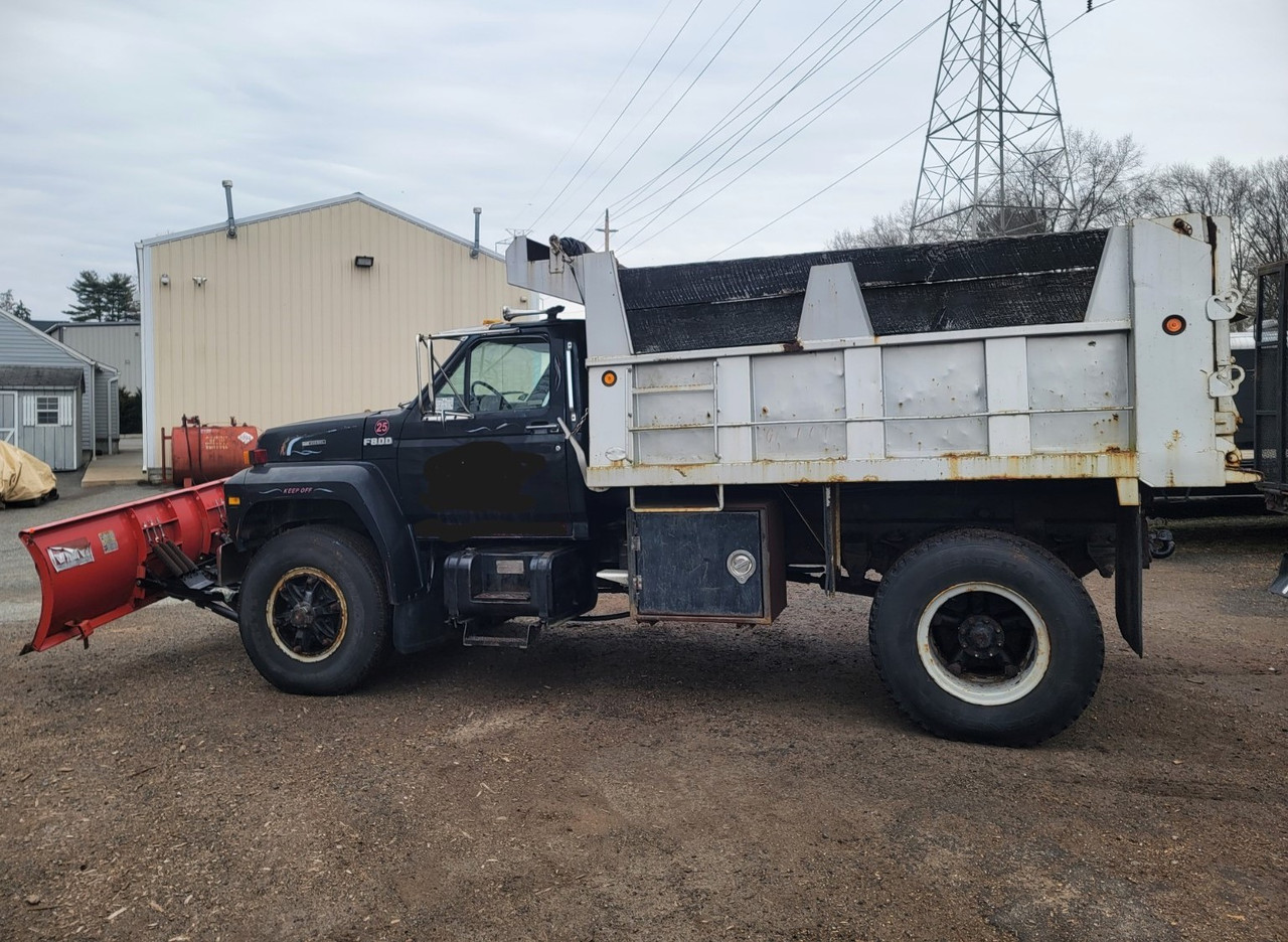 FORD F-800 SINGLE AXLE DUMP