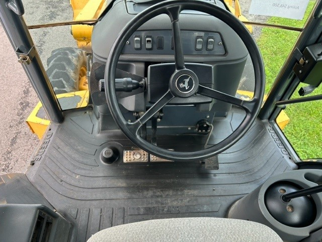 JOHN DEERE 410G Ext-a-Hoe