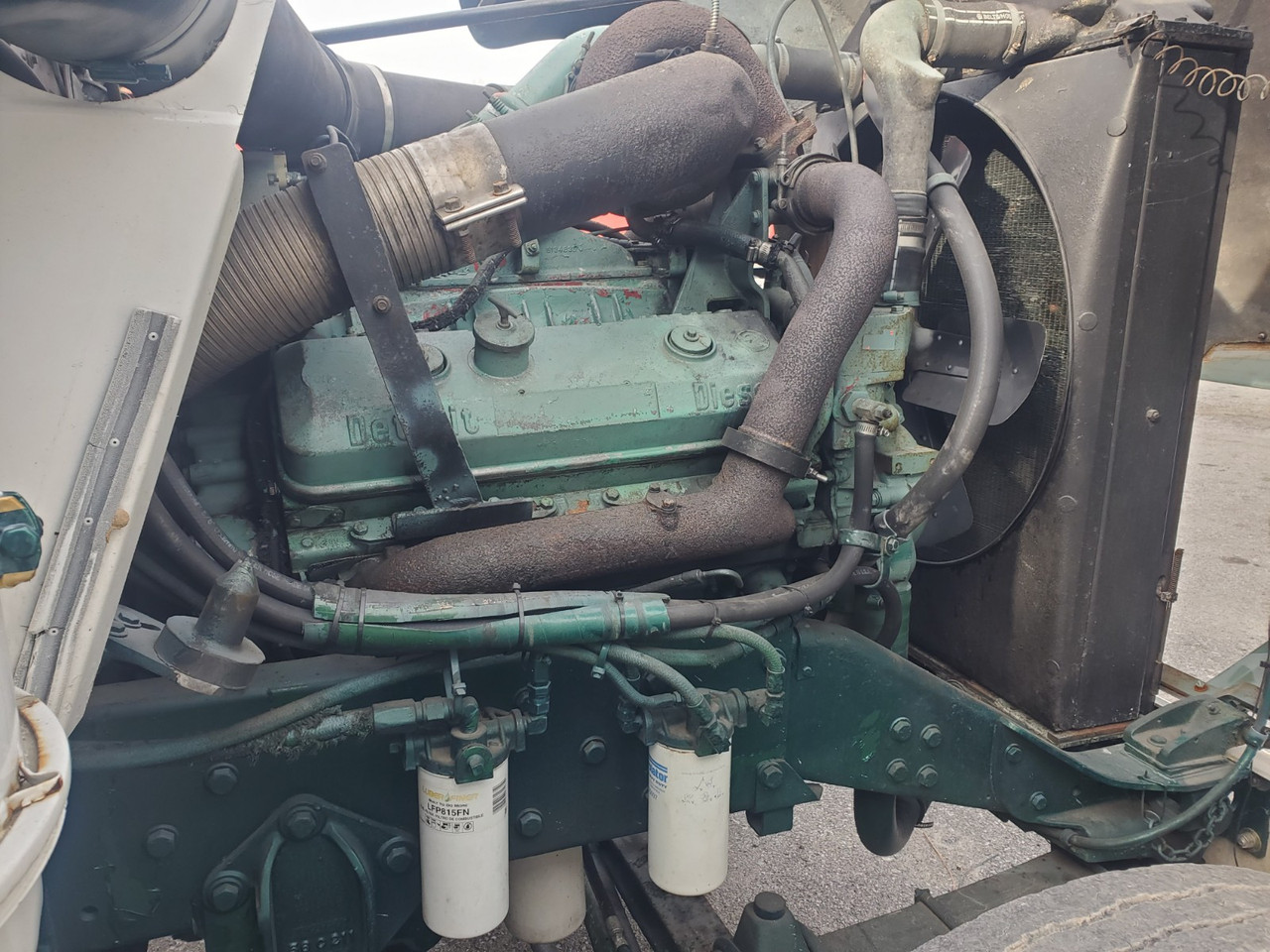 KENWORTH 925 Skinny Nose Tractor
