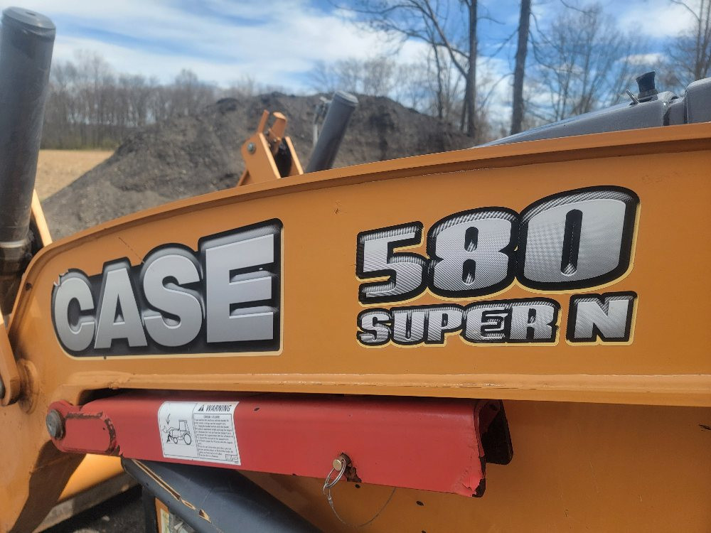 CASE 580 SUPER N Loader Backhoe