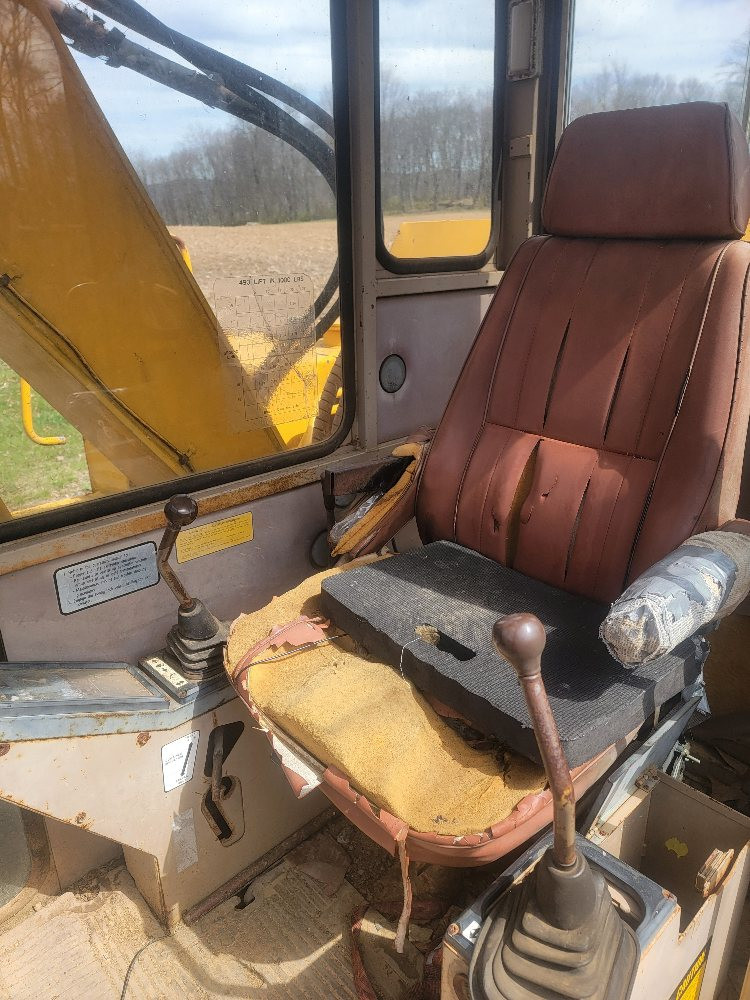 JOHN DEERE 490 EXCAVATOR