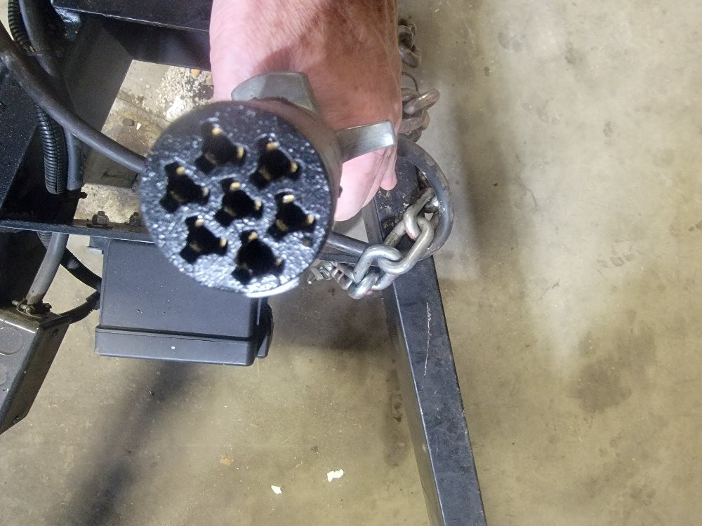 SEALMASTER TR 300 Heated Tack Coat Asphalt Distributor