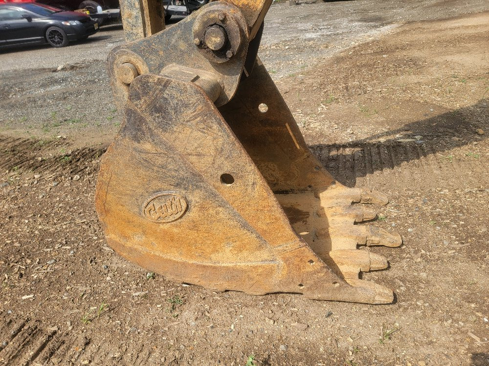 CASE CX160 Excavator