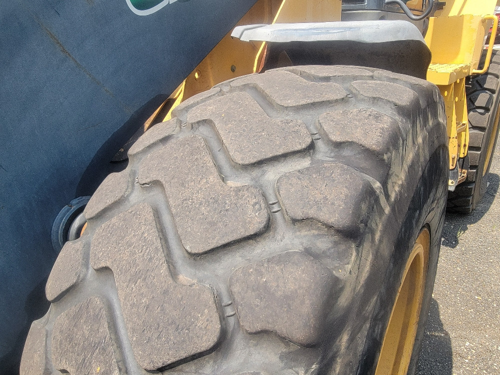 JOHN DEERE 624K Wheel Loader