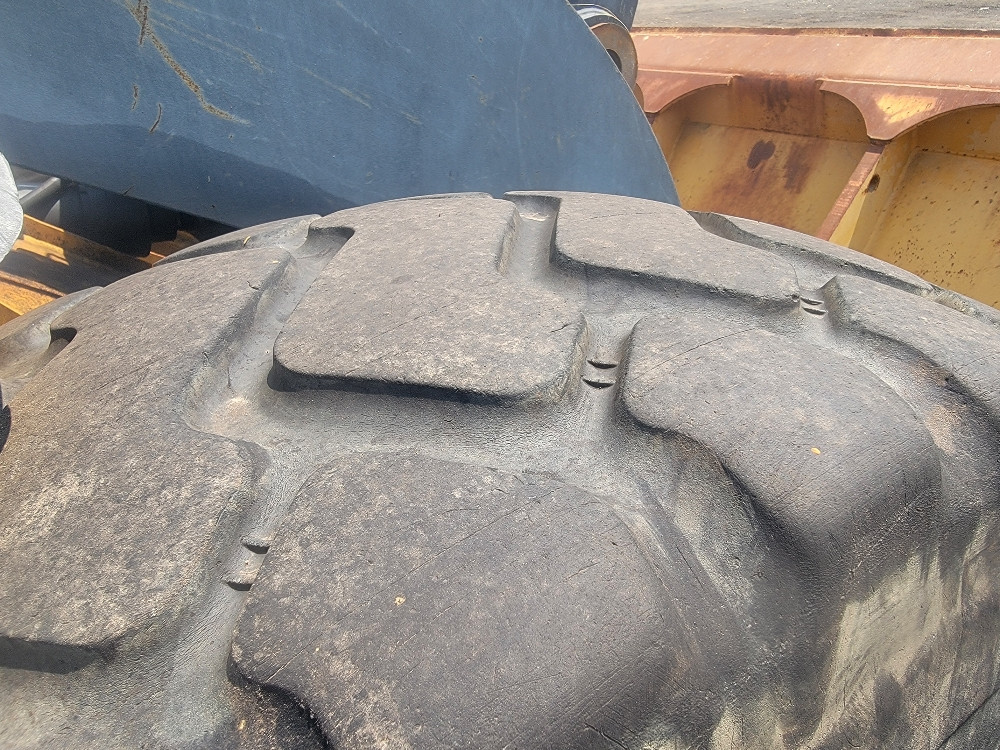 JOHN DEERE 624K Wheel Loader