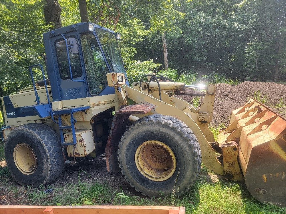 KOMATSU WA250 Wheel Loader