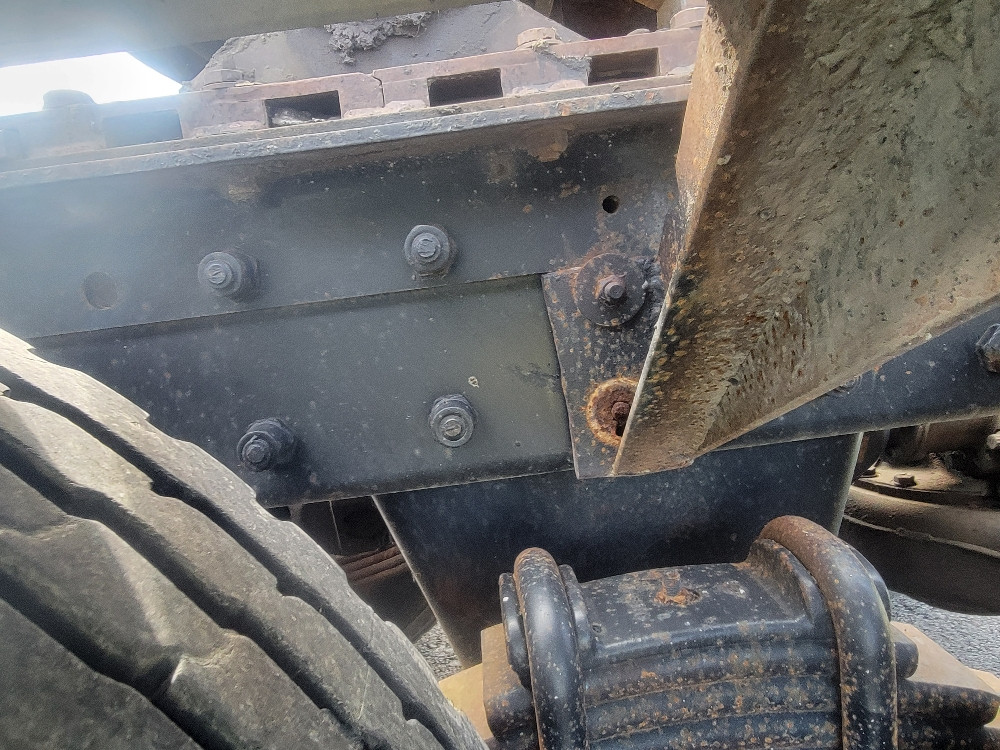 MACK CH613 TANDEM AXLE TRACTOR
