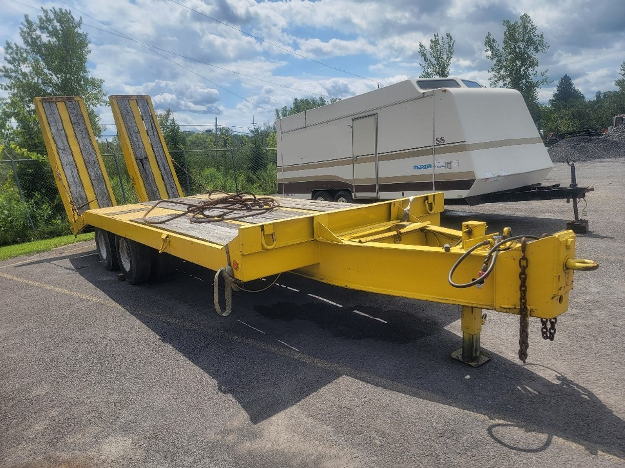 GENERAL 20 TON Tag-a-Long Trailer