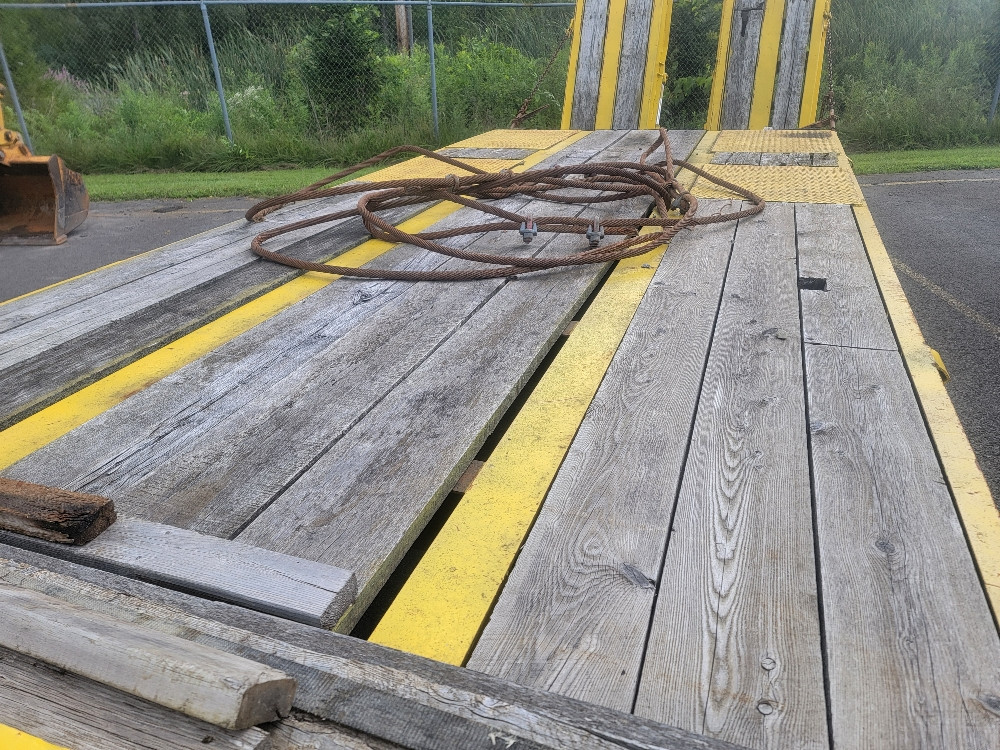 GENERAL 20 TON Tag-a-Long Trailer