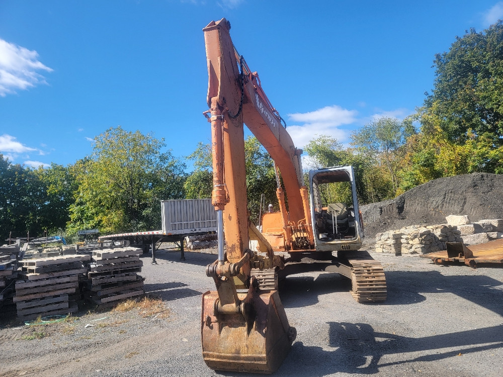 HITACHI EX120 -2 EXCAVATOR
