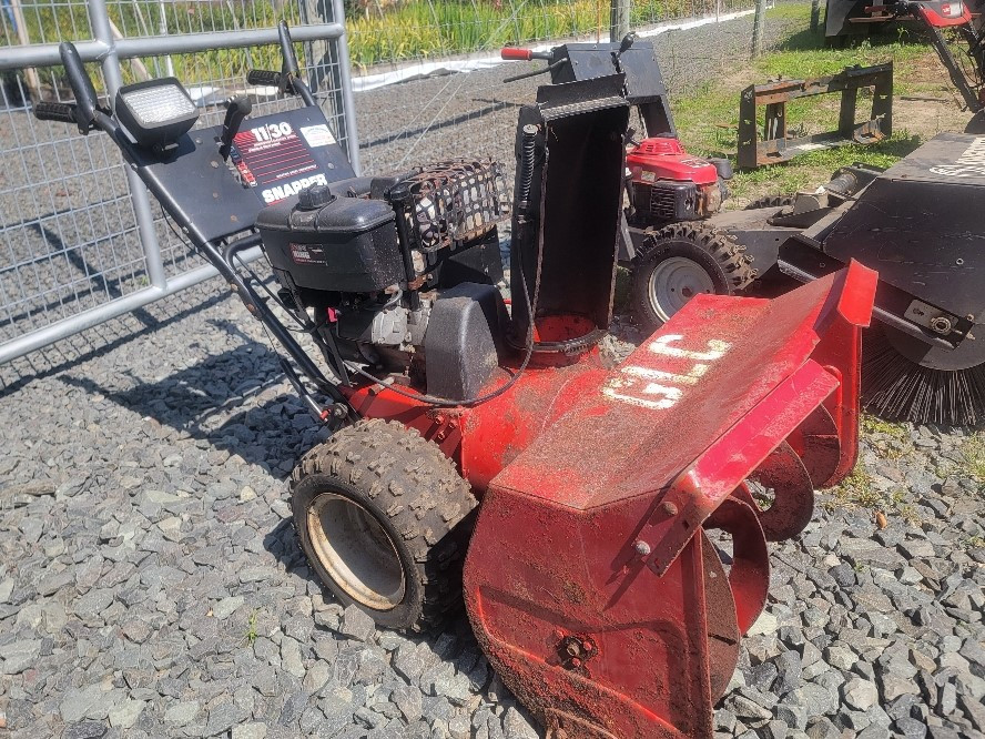 SNAPPER Snow King 30” Snow Blower
