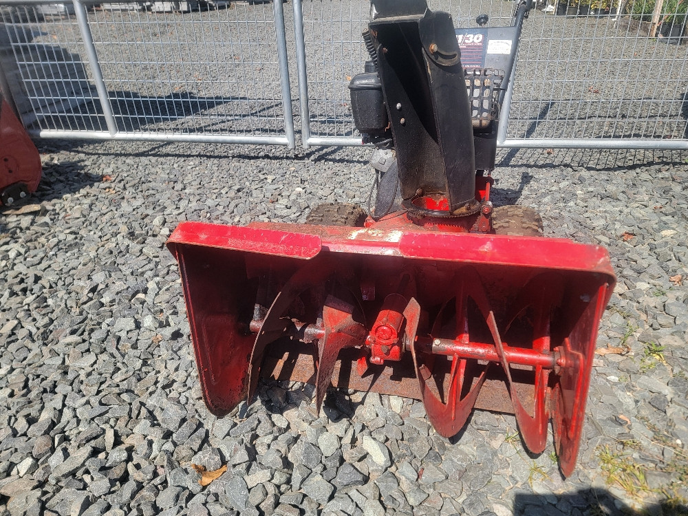 SNAPPER Snow King 30” Snow Blower