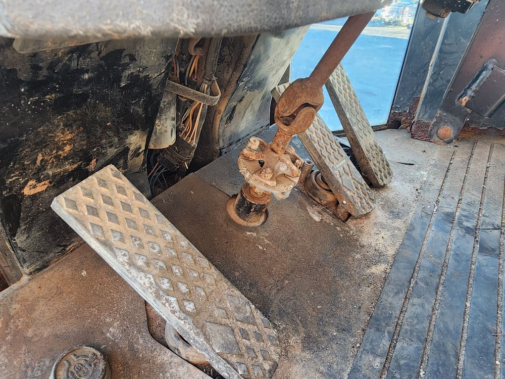 JOHN DEERE 624J Wheel Loader