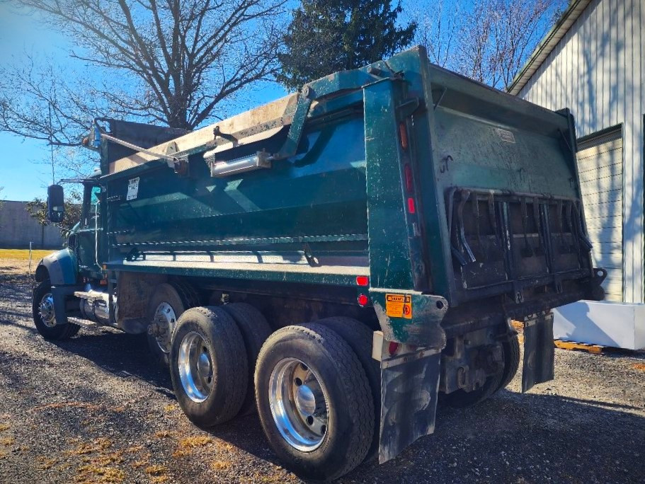 MACK GRANITE CTP 713 Tri Axle Dump