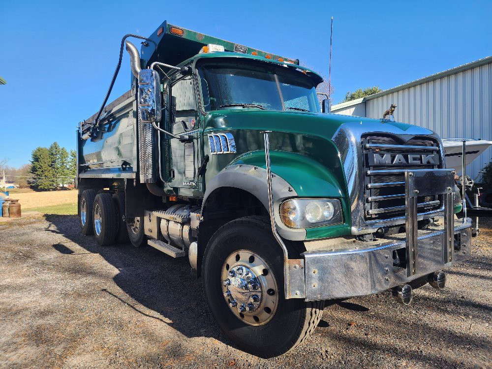 MACK GRANITE CTP 713 Tri Axle Dump