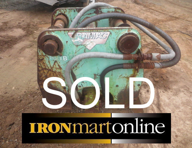 Vibratory plate compactor