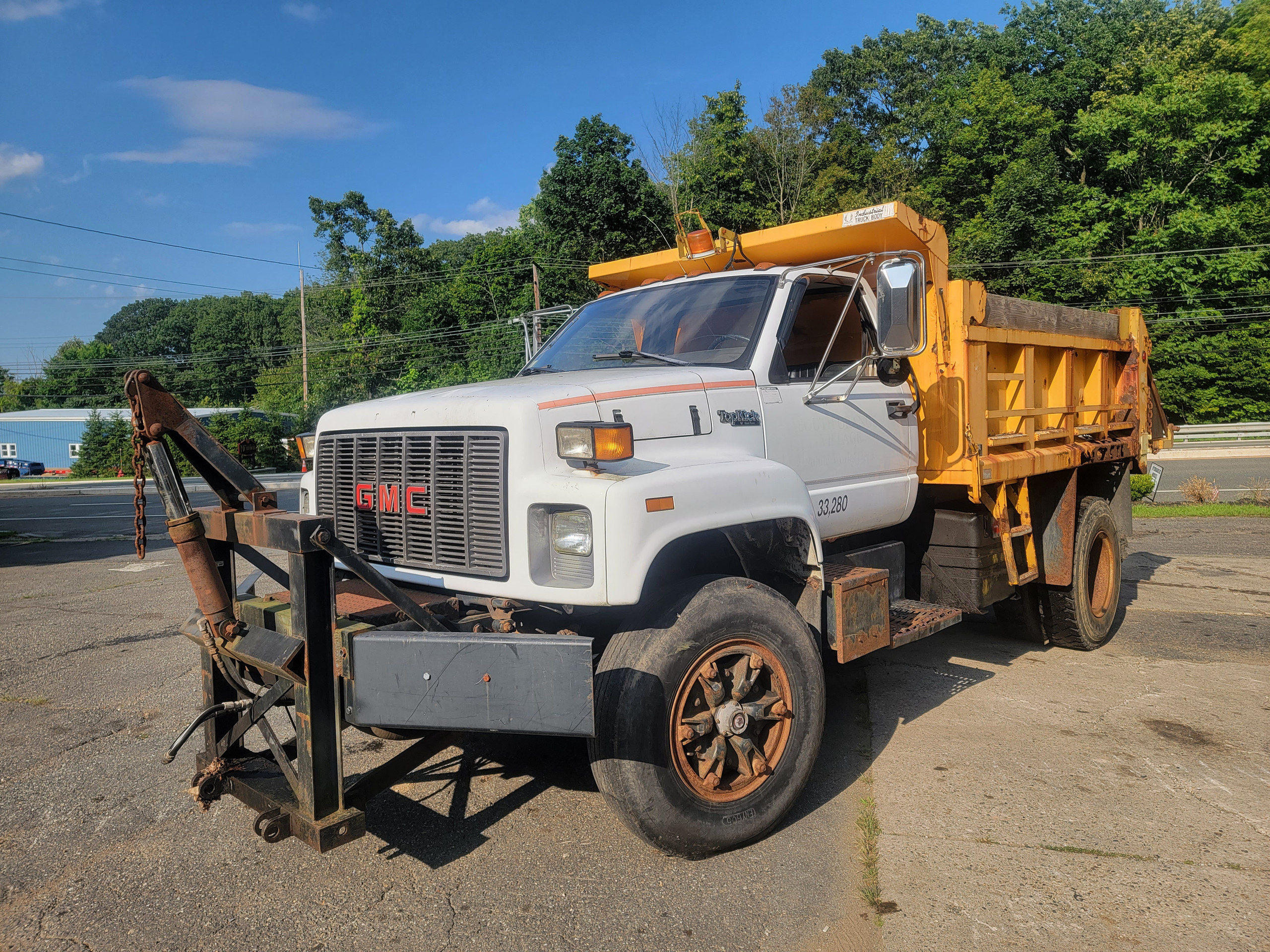 Used Single Axle Dump Trucks