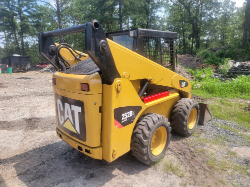 Skidsteers for Sale