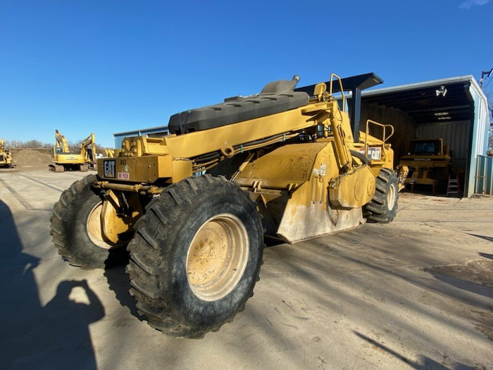 CAT RM 300 Rotary Mixer