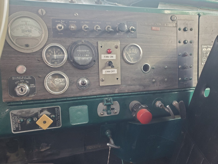 KENWORTH 925 Skinny Nose Tractor