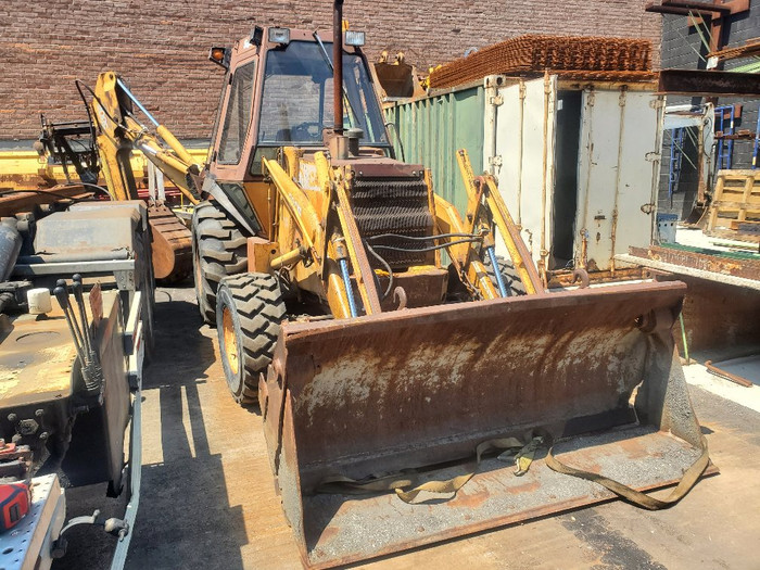 2016 CASE 580 Super E 4x4 Backhoe