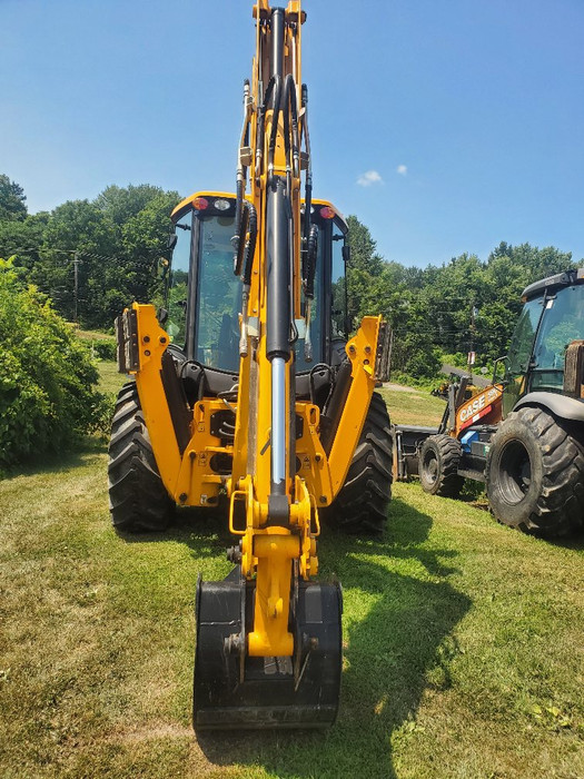 2022 JCB 4CX Super Backhoe Loader 4x4