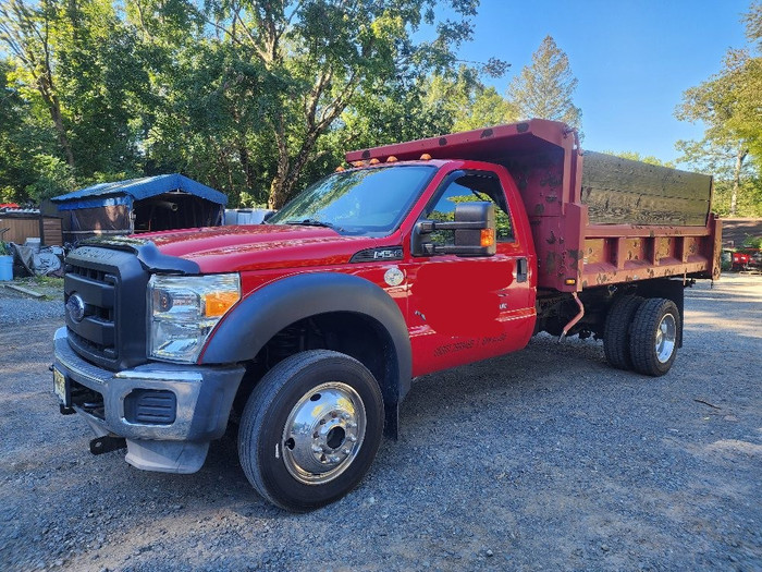 2014 Ford F550 4x4 Mason Dump – 400HP