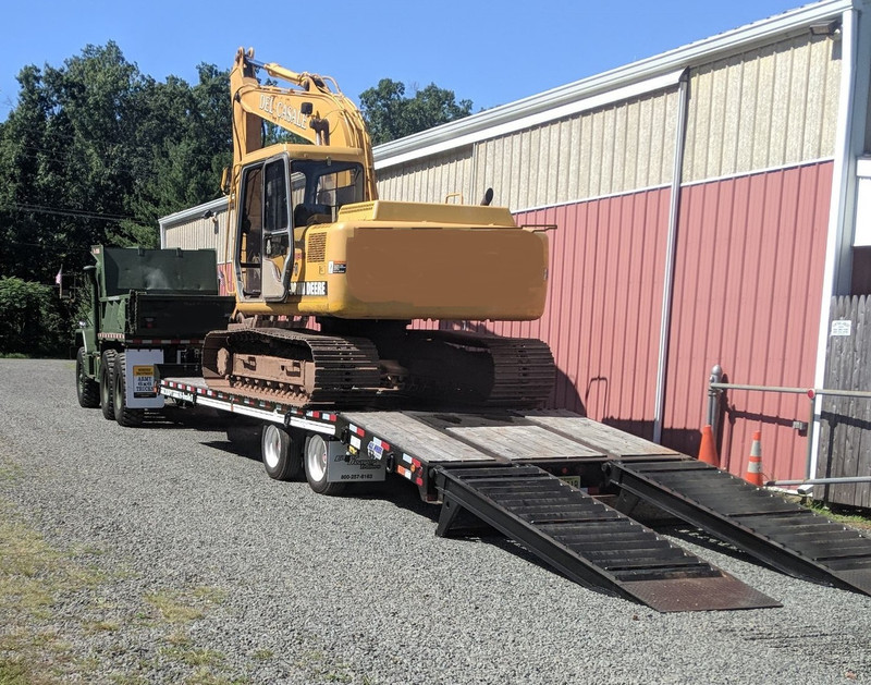 Used 20Ton Tag-a Long Trailer - Eager Beaver 20XPT