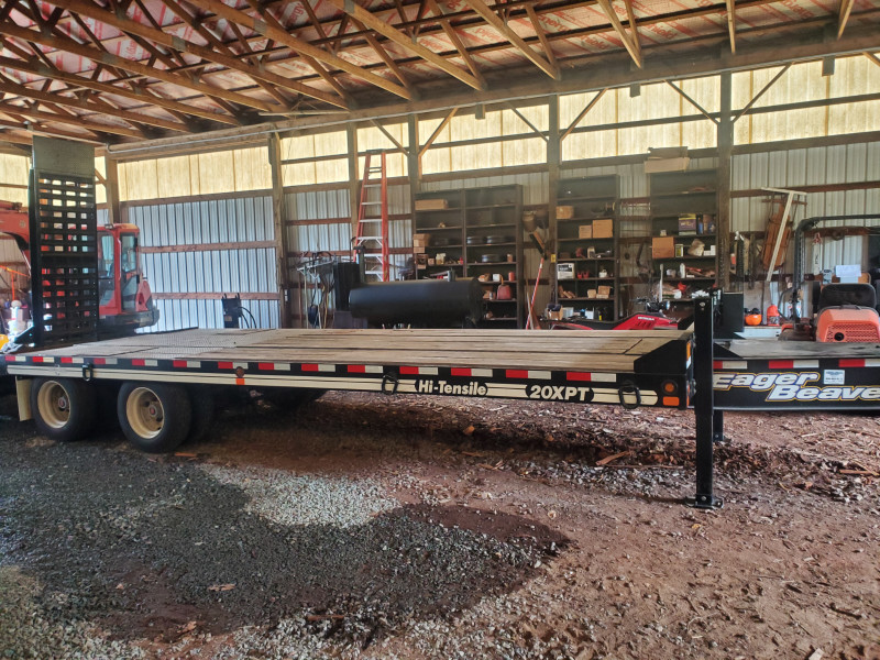 Used 20Ton Tag-a Long Trailer - Eager Beaver 20XPT