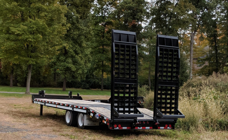 Used 20Ton Tag-a Long Trailer - Eager Beaver 20XPT