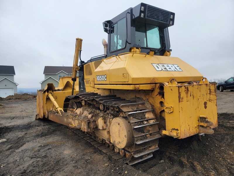 JOHN DEERE 1050C DOZER