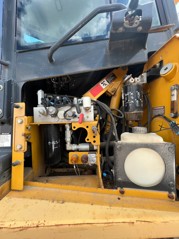 JOHN DEERE 750K DOZER