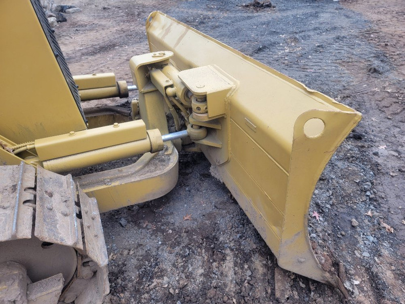CAT D4C DOZER