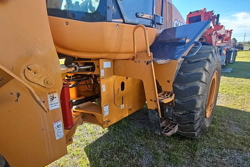 CASE 821E Wheel Loader