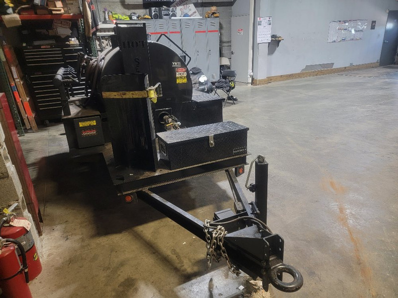 SEALMASTER TR 300 Heated Tack Coat Asphalt Distributor