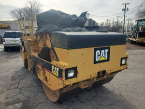 CAT CB534 VIBRATORY ROLLER 67" Double Smooth Drum Roller